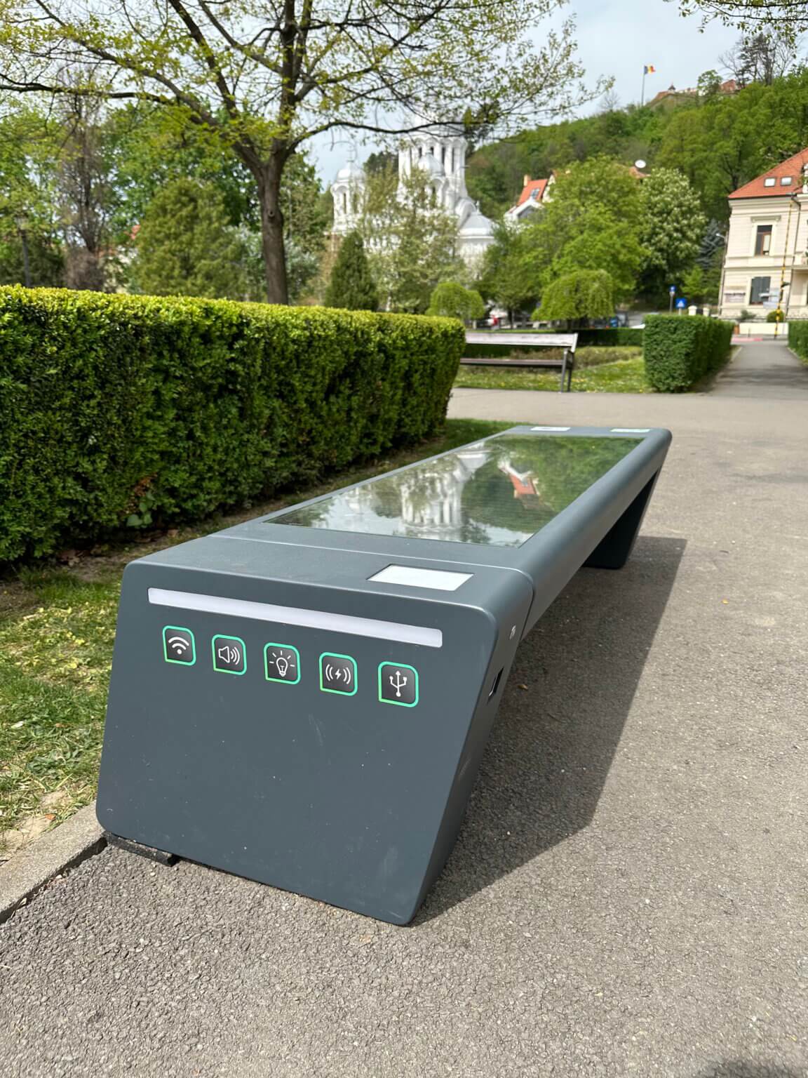 Seedia | Smart solar urban architecture